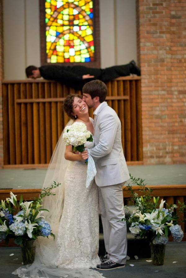 19 Wedding Photos That Will Make You Reconsider Your Life's Choices 19 Wedding Photos That Will Make You Reconsider Your Life's Choices