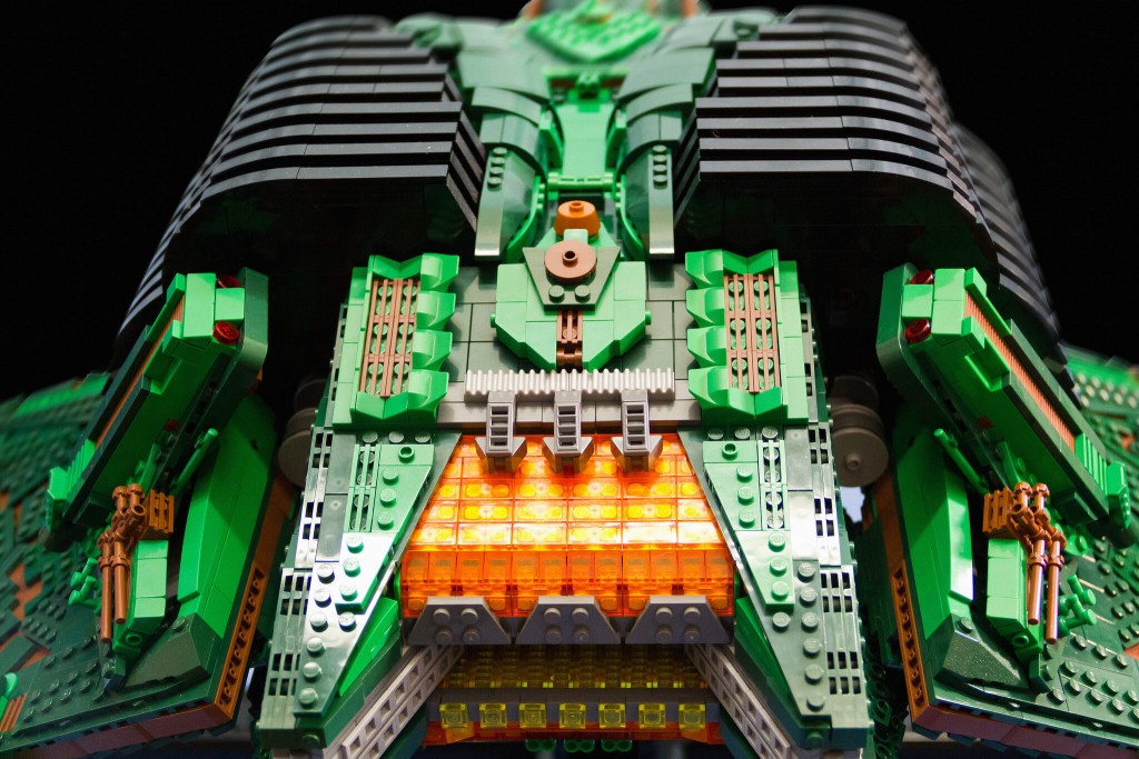 LEGO Klingon Bird Of Prey Built From 25,000 LEGO Bricks