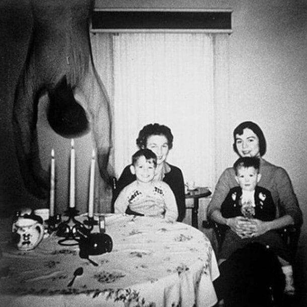 25 Unexplained Photos That Are So Creepy We don't Want To Know The Truth 25 Unexplained Photos That Are So Creepy We don't Want To Know The Truth