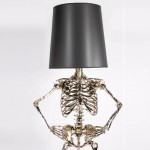 This Life Size Skeleton Lamp Will Be The Talk Of Any Party And It's ...
