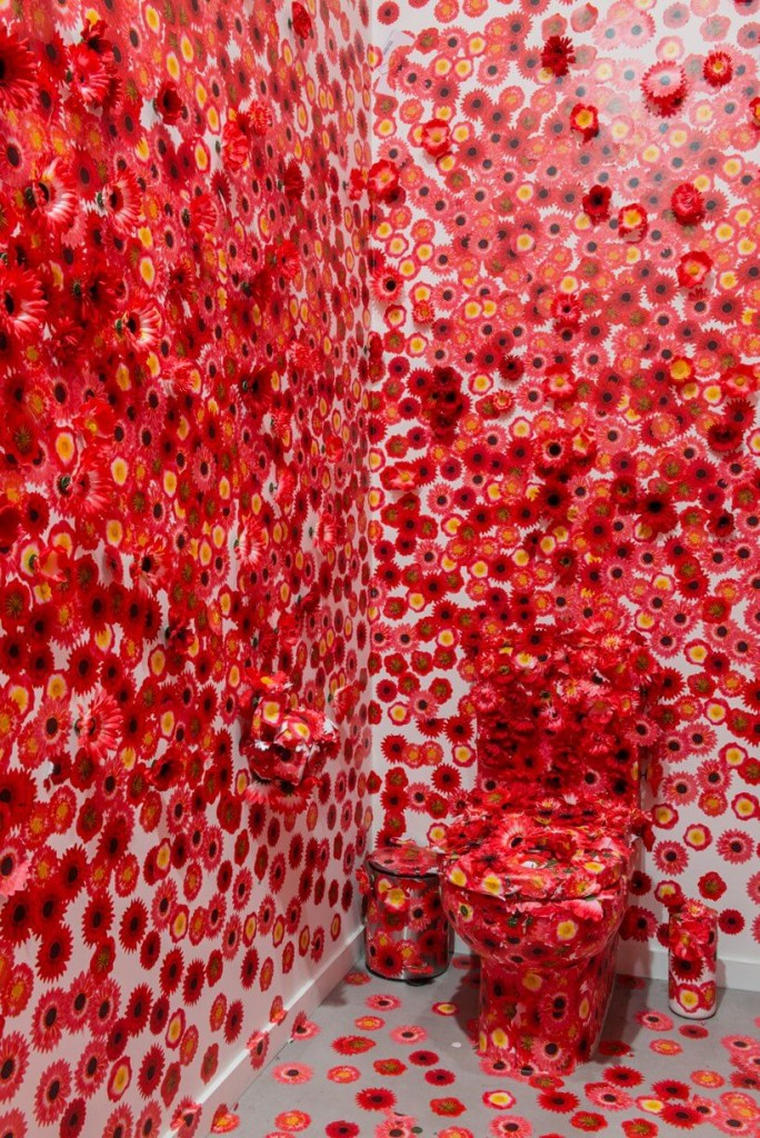 Yayoi Kusama Flower Obsession Looks Like an Explosion of Red Flowers